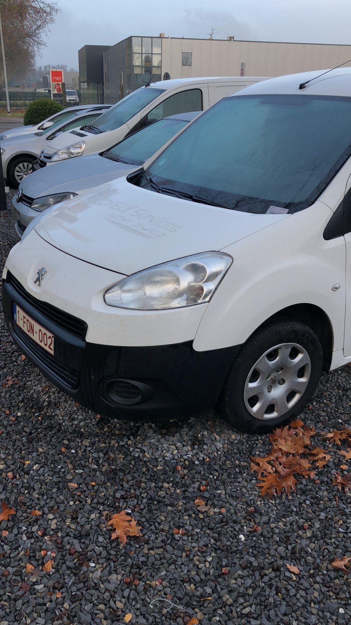 Auto Afbraak Genk met openingsuren - Banden