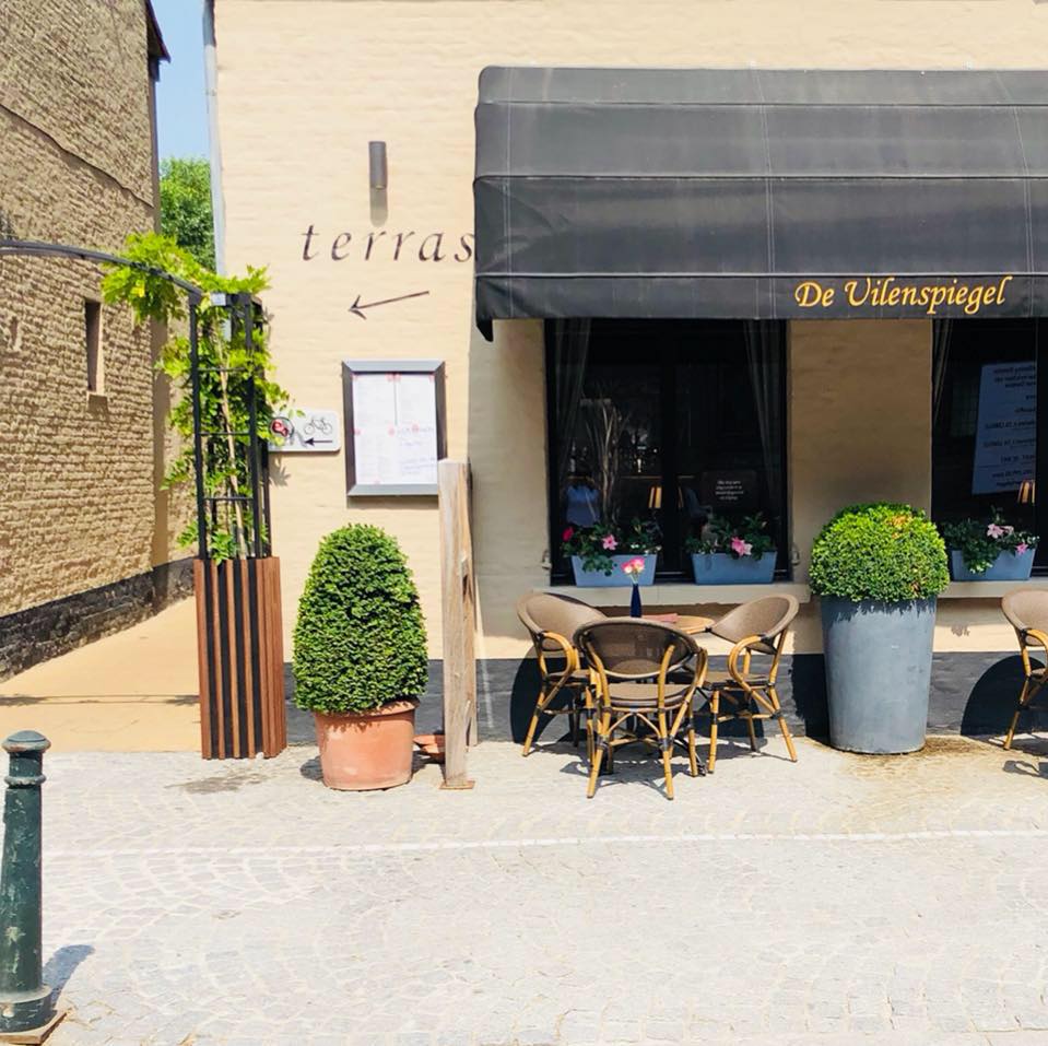 Restaurant De Uilenspiegel in Damme met openingsuren - Brasseries